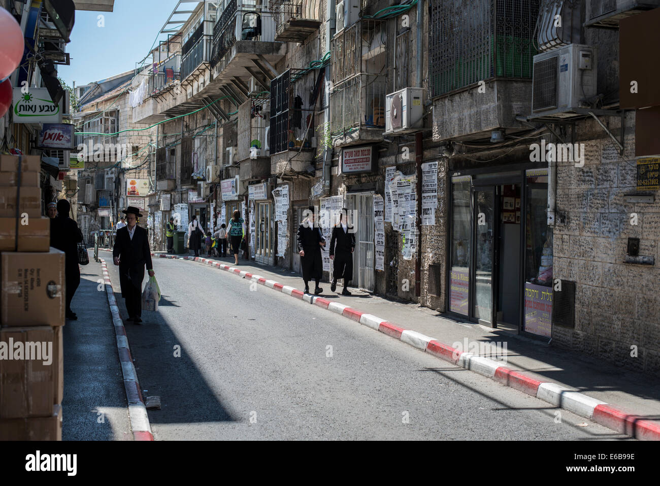Meah Shearim,Jerusalem, (Hundred Gates ) old Jerusalem neighborhood ...
