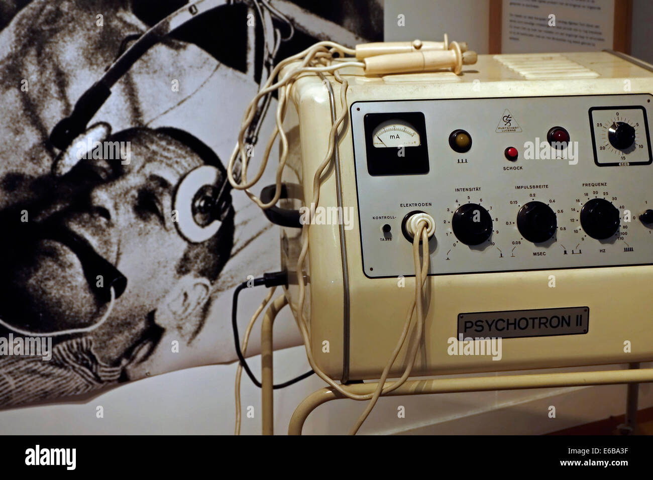 Electroshock therapy machines High Resolution Stock Photography and ...