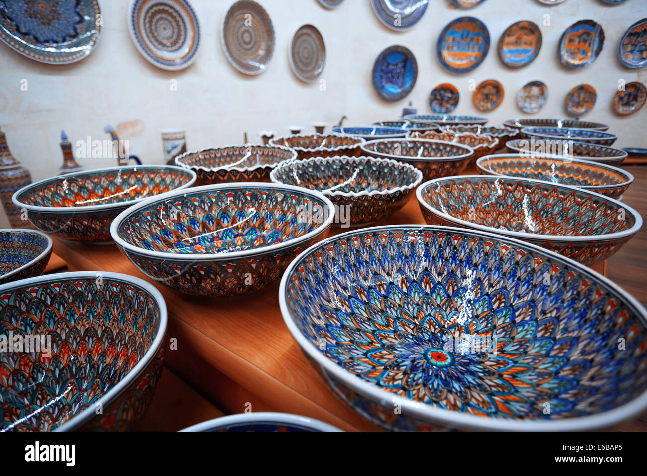 Ceramic art at pottery shop. Turkey Stock Photo - Alamy