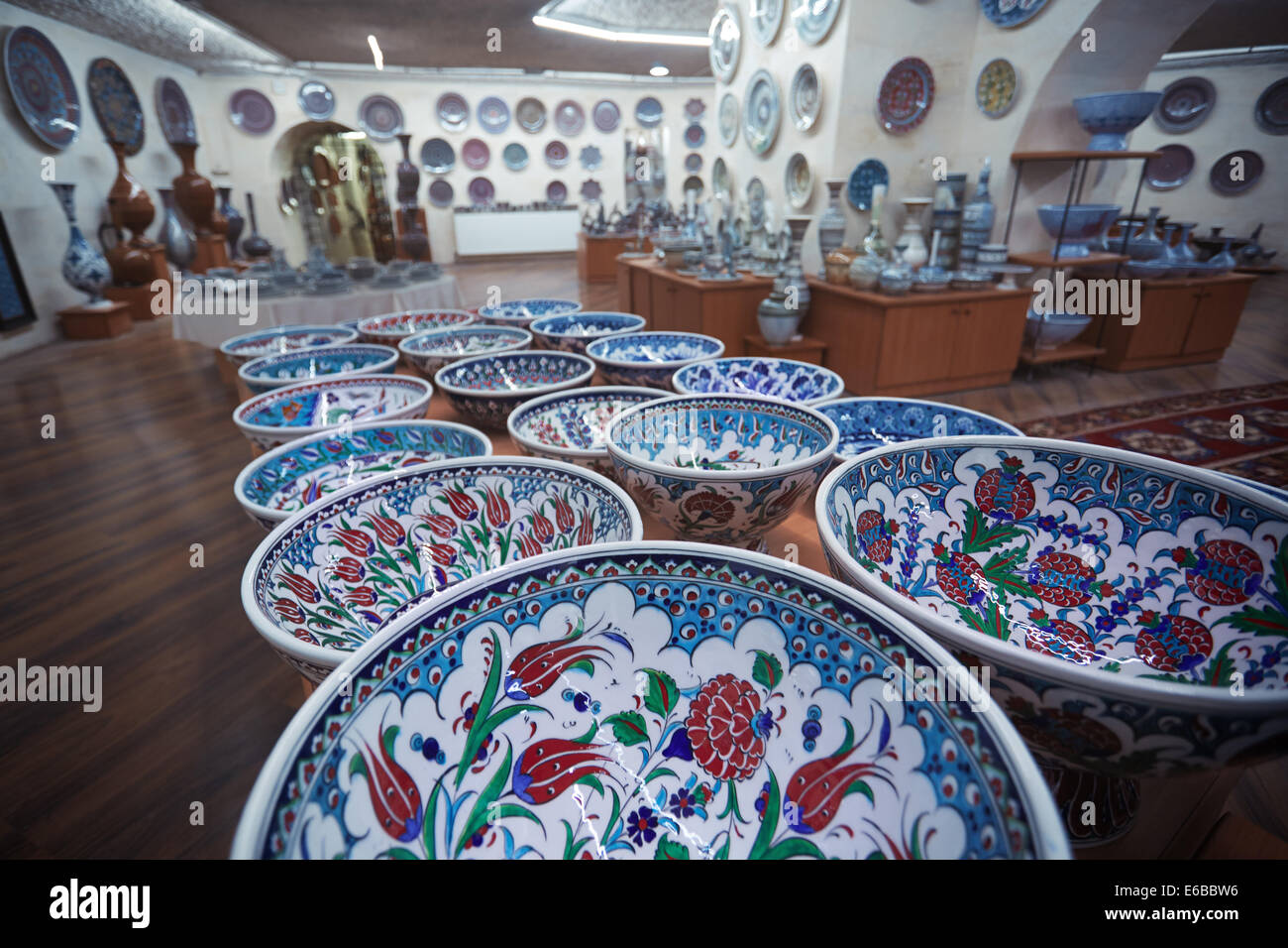 Ceramic art at pottery shop. Turkey Stock Photo - Alamy