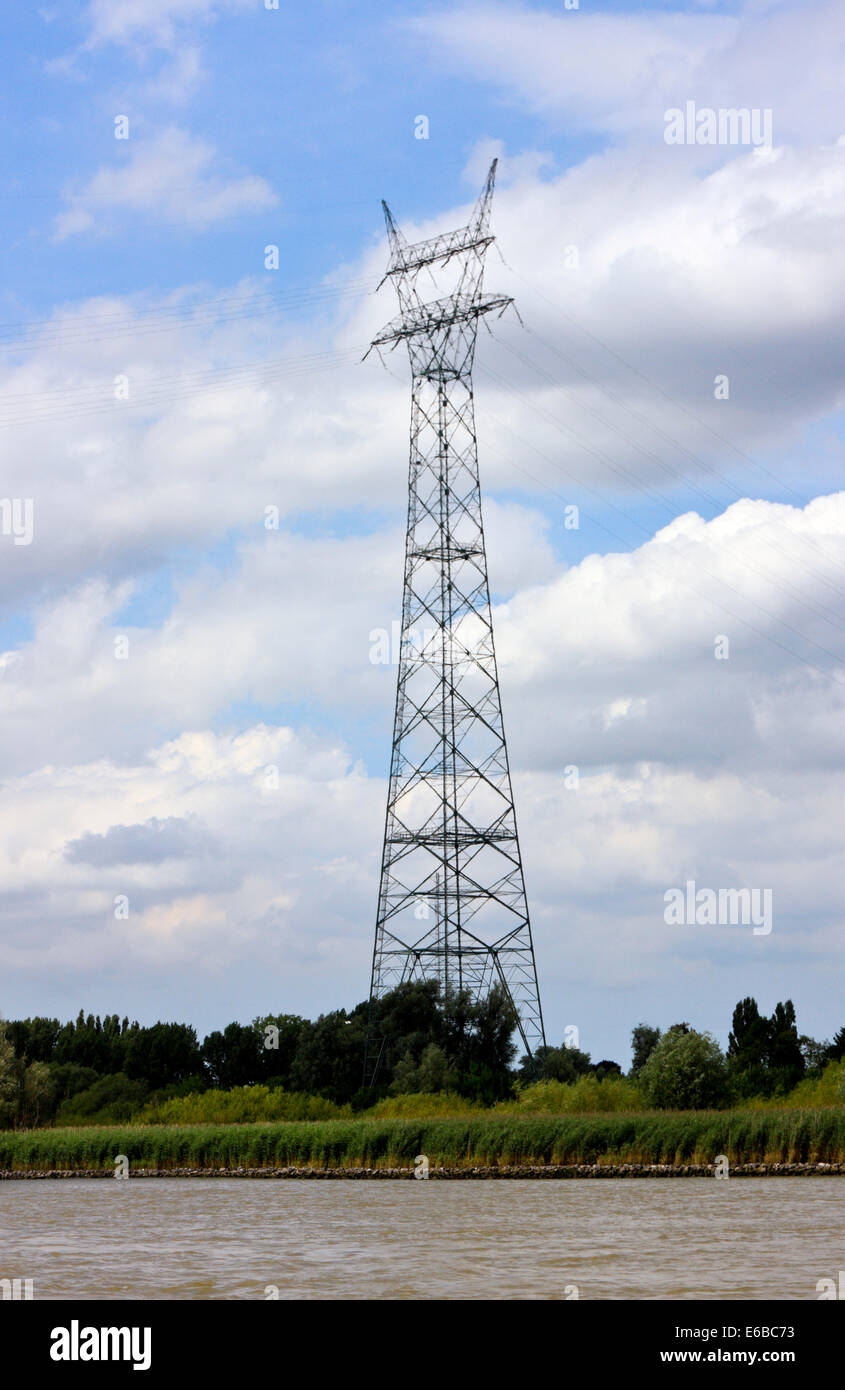 Lattice Tower supporting High Voltage Overhead Lines across Nieuwe Maas ...