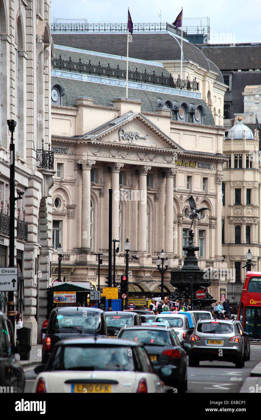 Großbritannien Great Britain London Piccadilly Square Stock Photo - Alamy