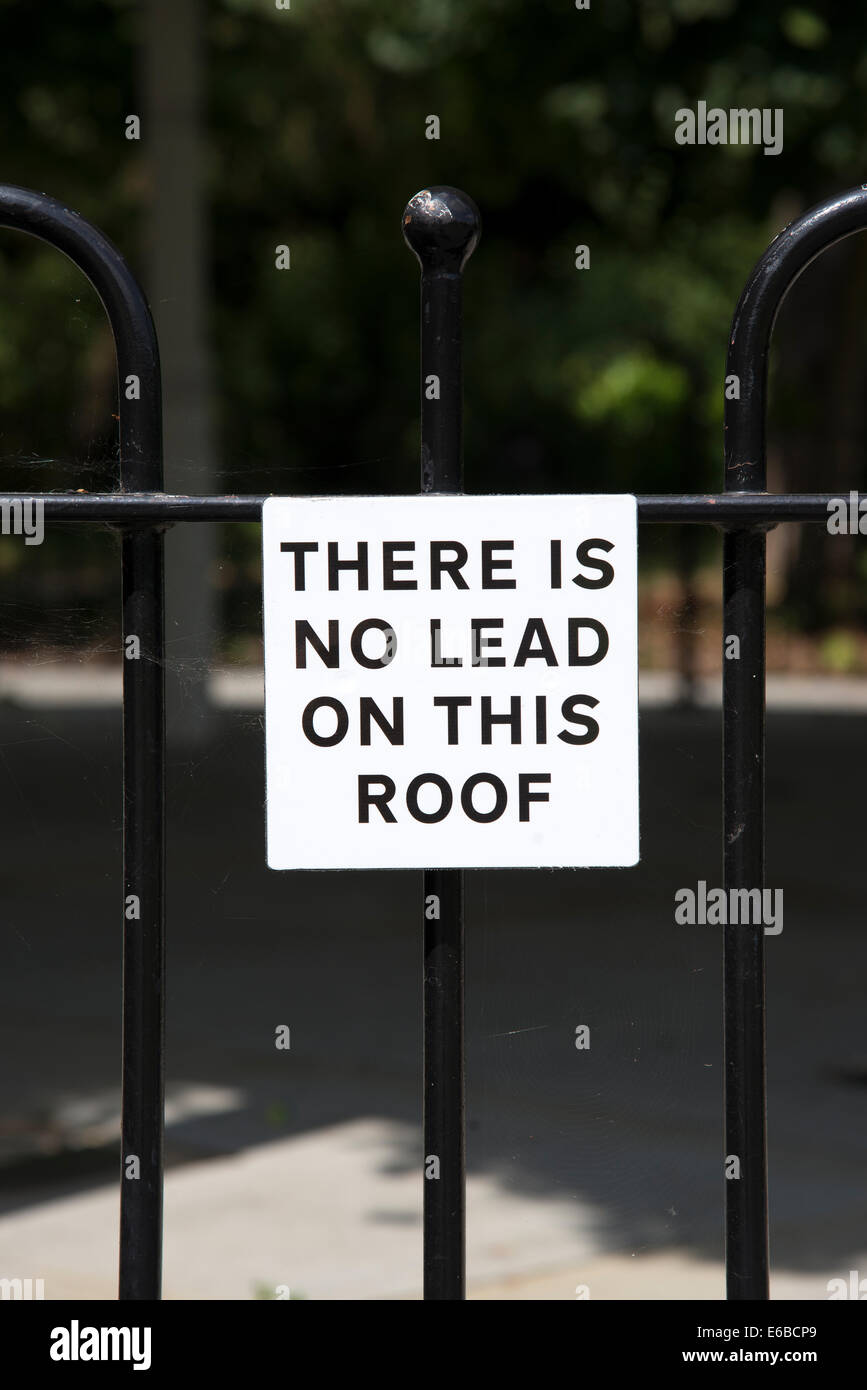 Lead roof hi-res stock photography and images - Alamy