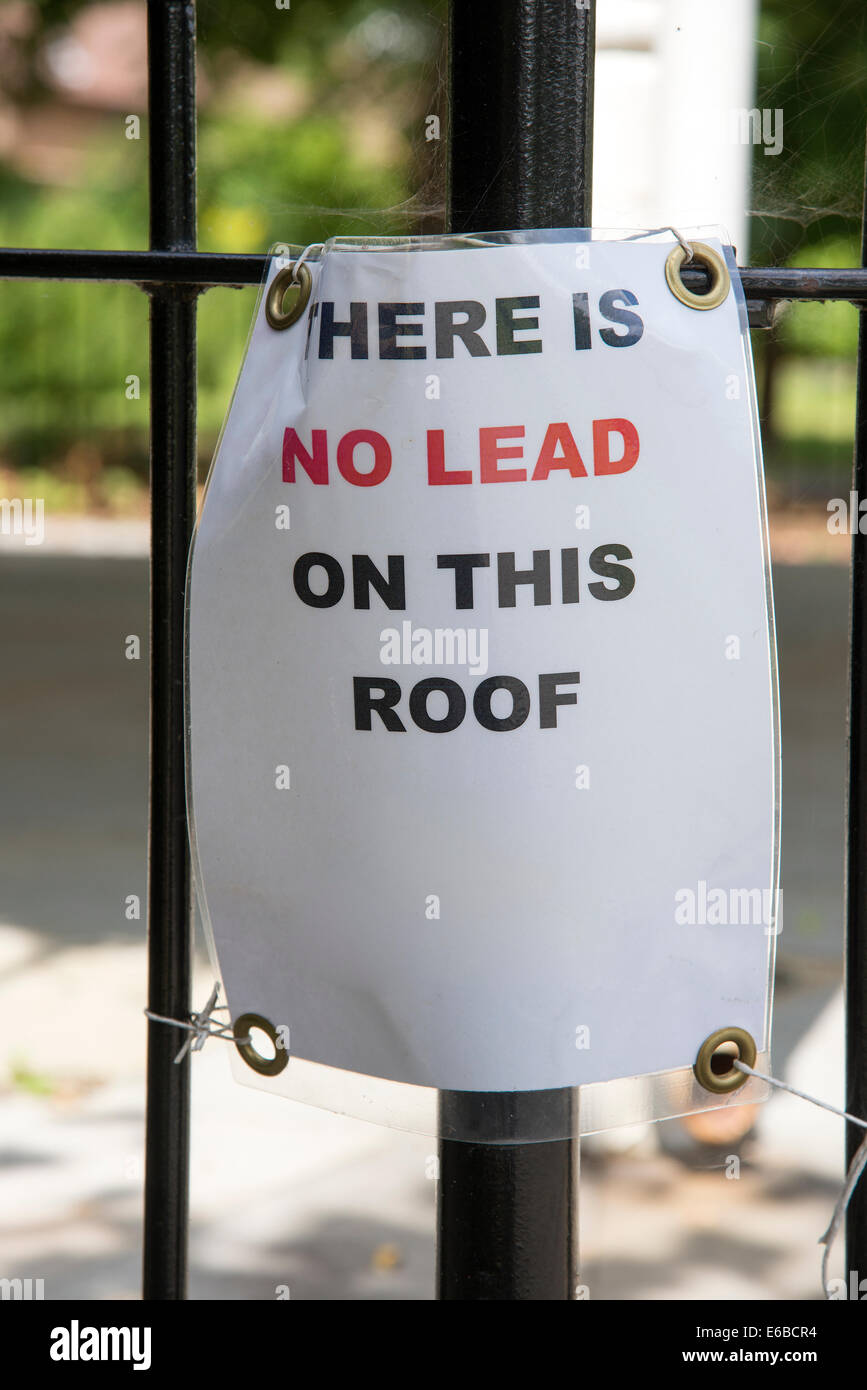 Lead roof hi-res stock photography and images - Alamy