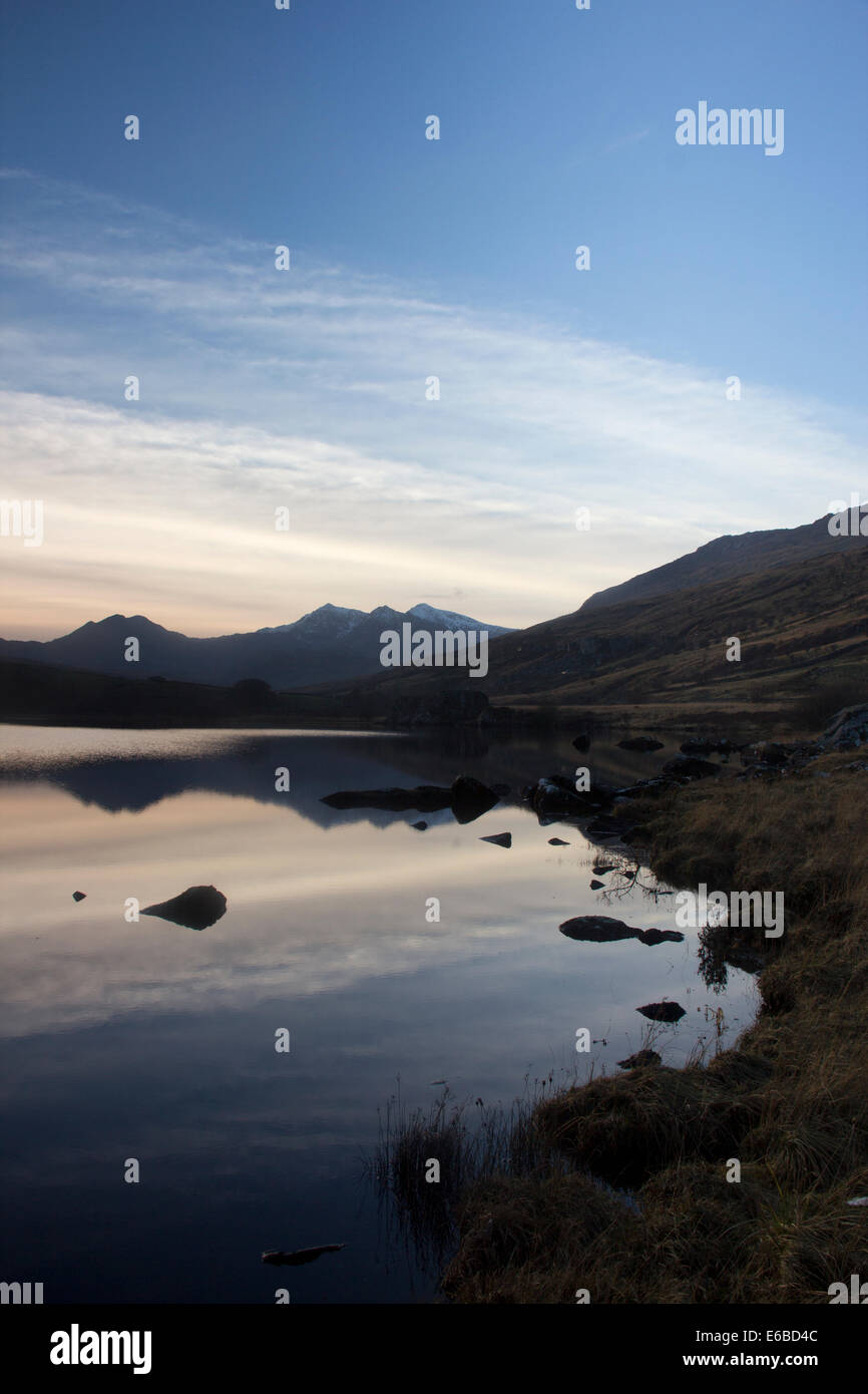 Snowdon horseshoe sunset hi-res stock photography and images - Alamy