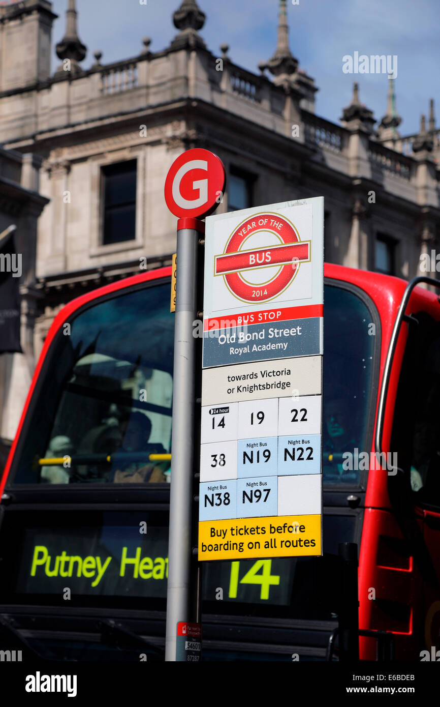 Großbritannien Great Britain London Old Bond Street Bus Stop Stock ...