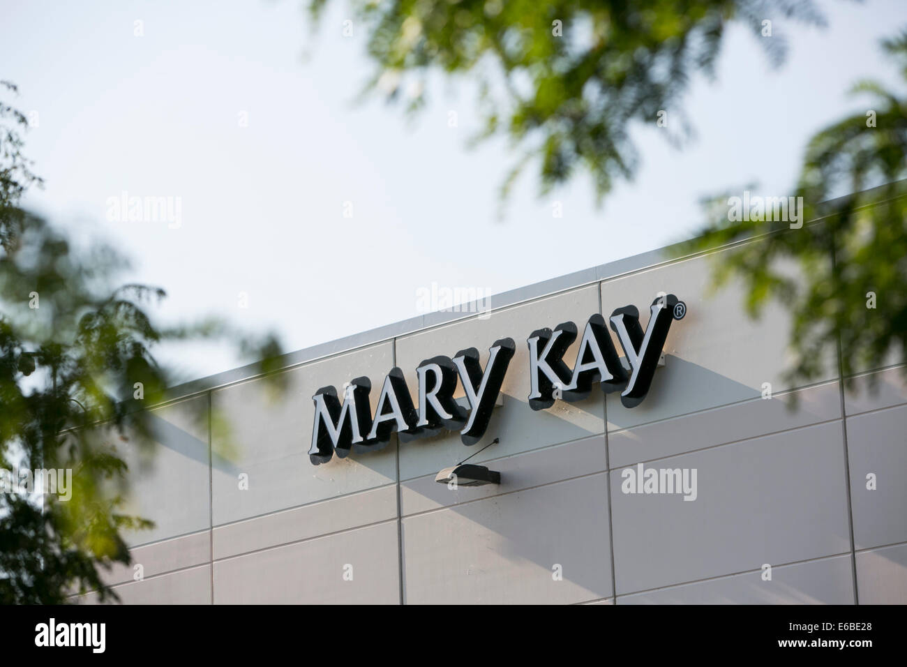 Mary kay logo hi-res stock photography and images - Alamy