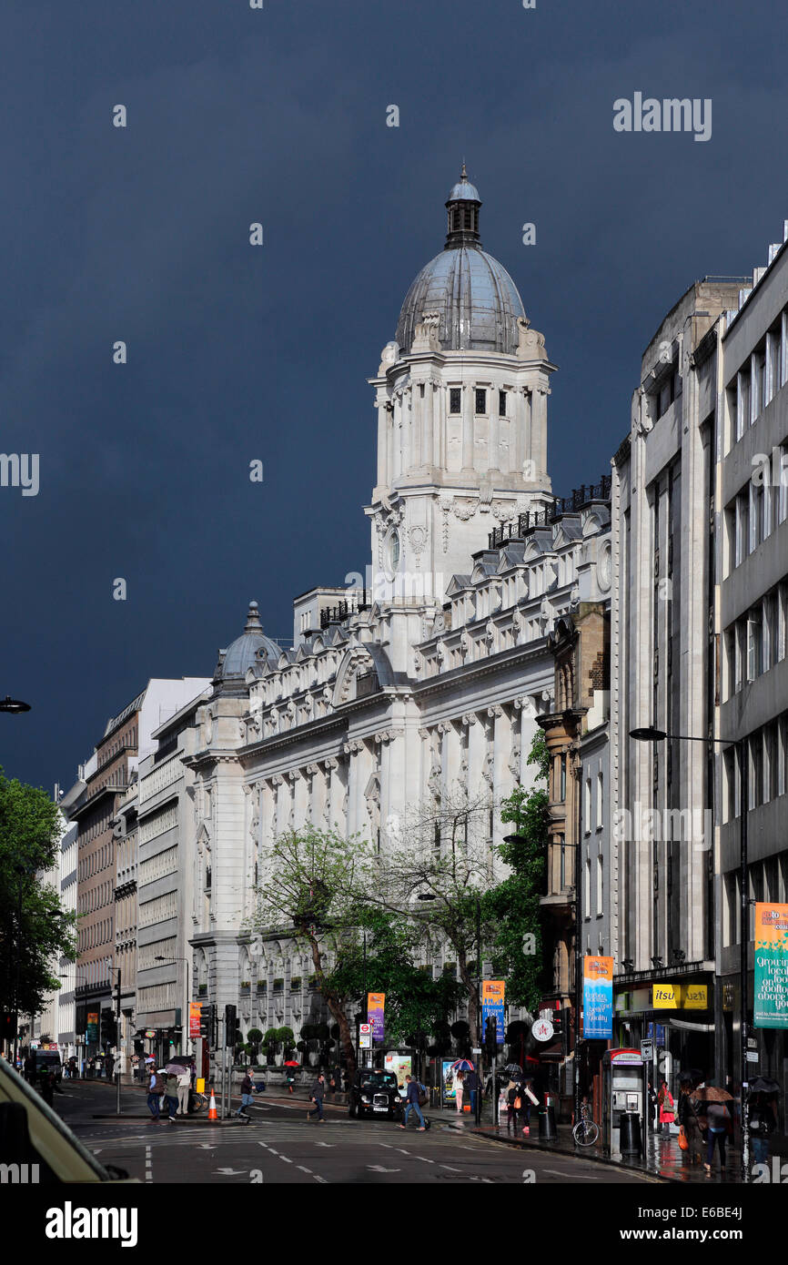 Holborn london people hi-res stock photography and images - Alamy