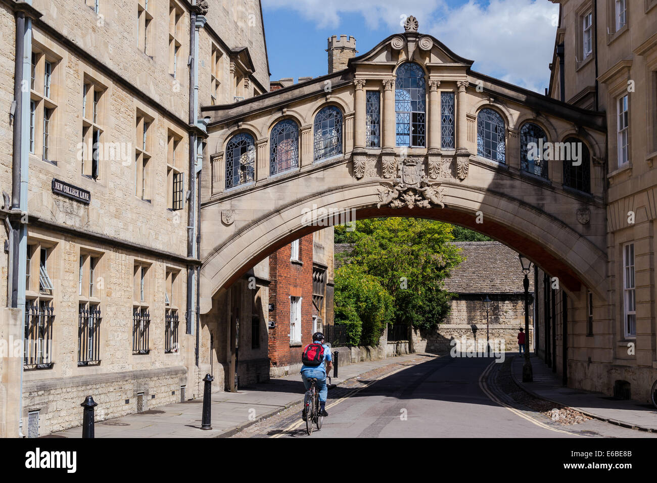 Hertford Bridge popularly known as the Bridge of Sighs, Oxford, UK ...