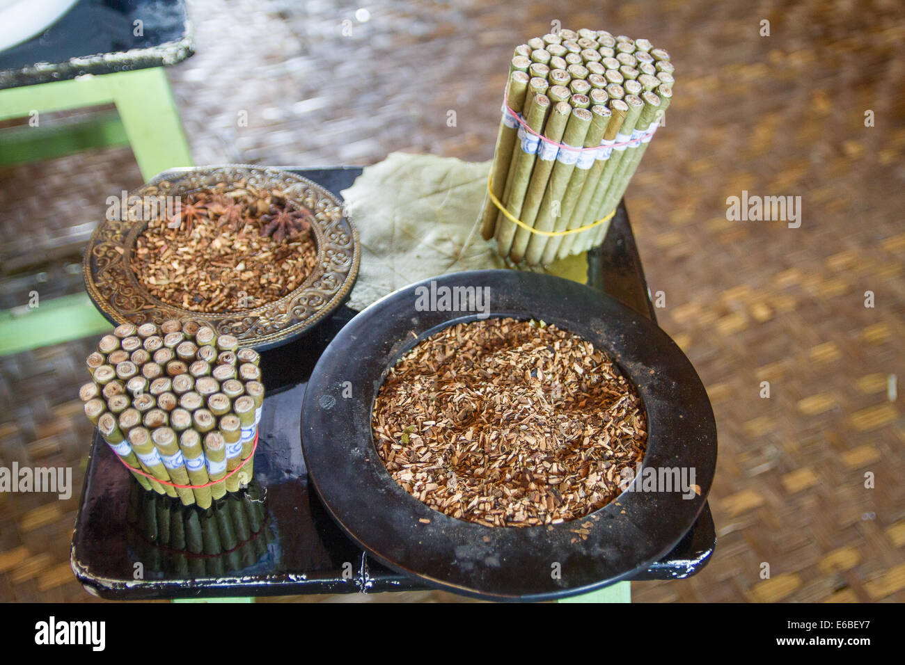 Cheroots Stock Photos & Cheroots Stock Images - Alamy
