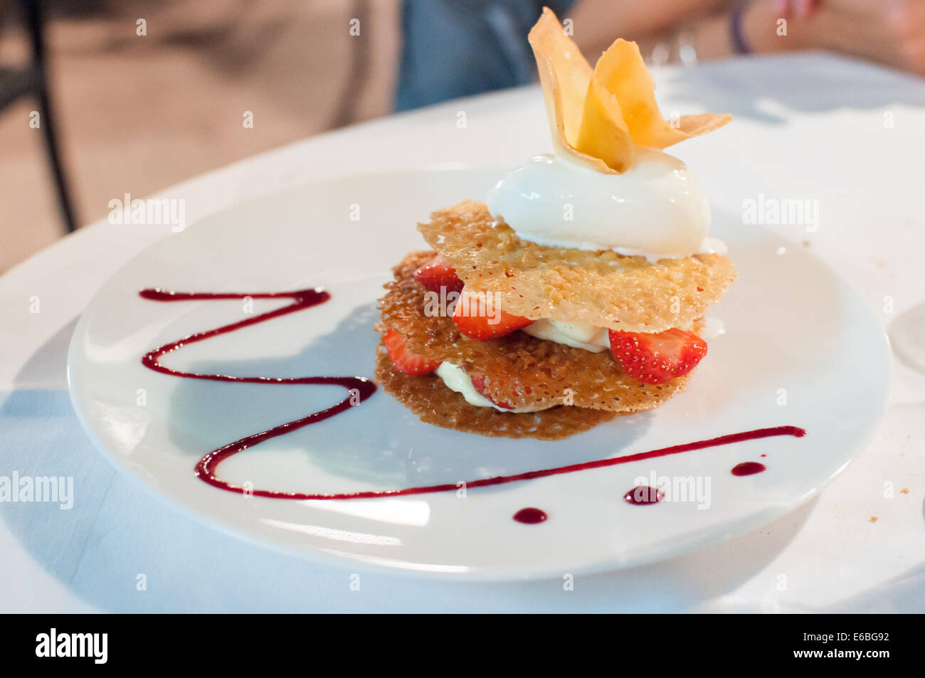 Crispy cream hi-res stock photography and images - Alamy