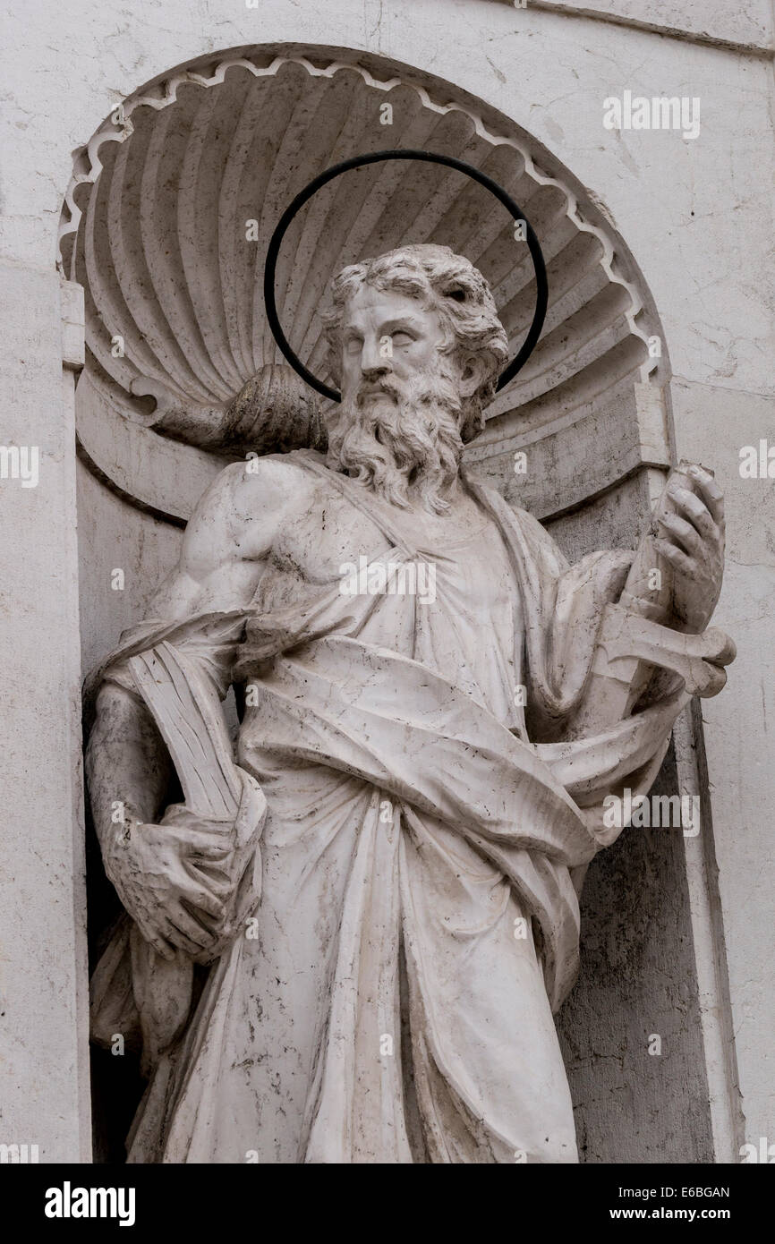 Halo santa maría hi-res stock photography and images - Alamy