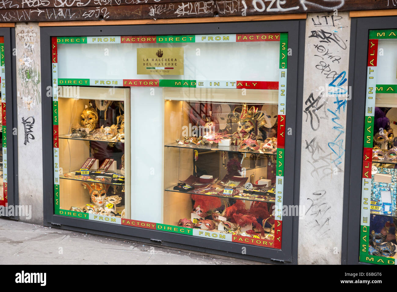 Venetian graffiti hi-res stock photography and images - Alamy