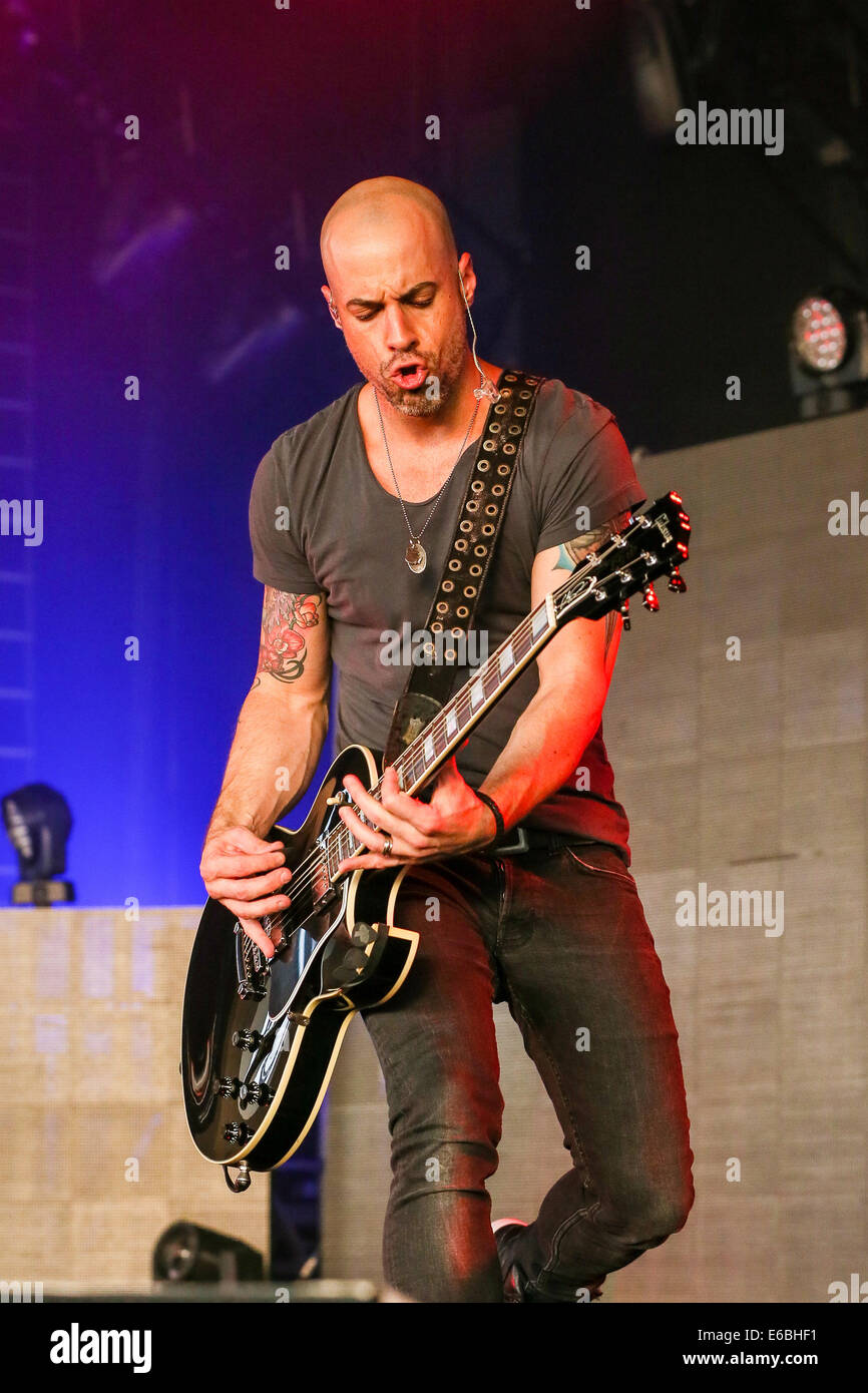 Raleigh, North Carolina, USA. 8th July, 2014. Music artist DAUGHTRY ...