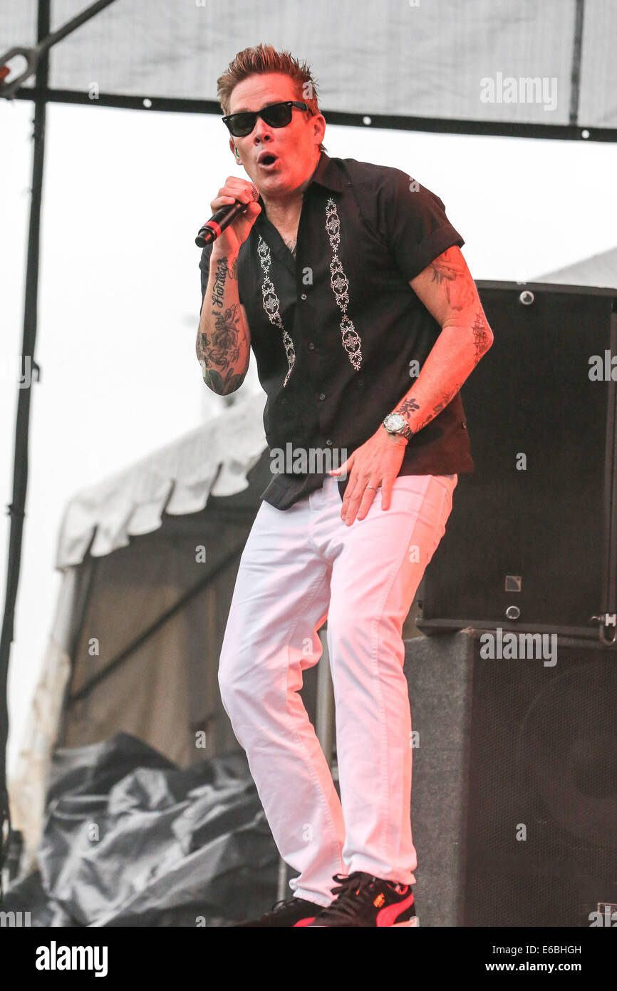 Raleigh, North Carolina, USA. 1st Aug, 2014. Music Artist SUGAR RAY ...