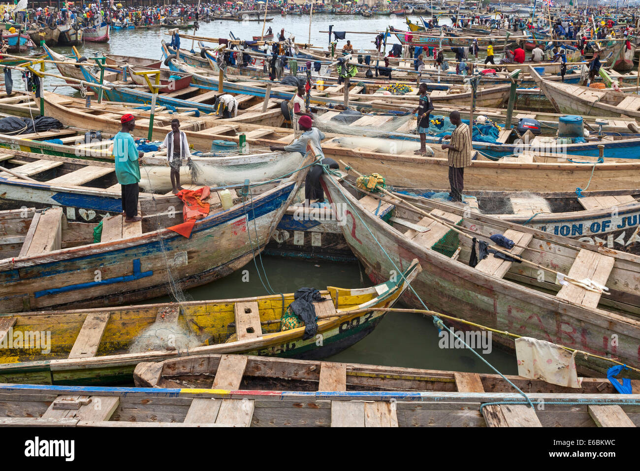Fishing in ghana hi-res stock photography and images - Alamy