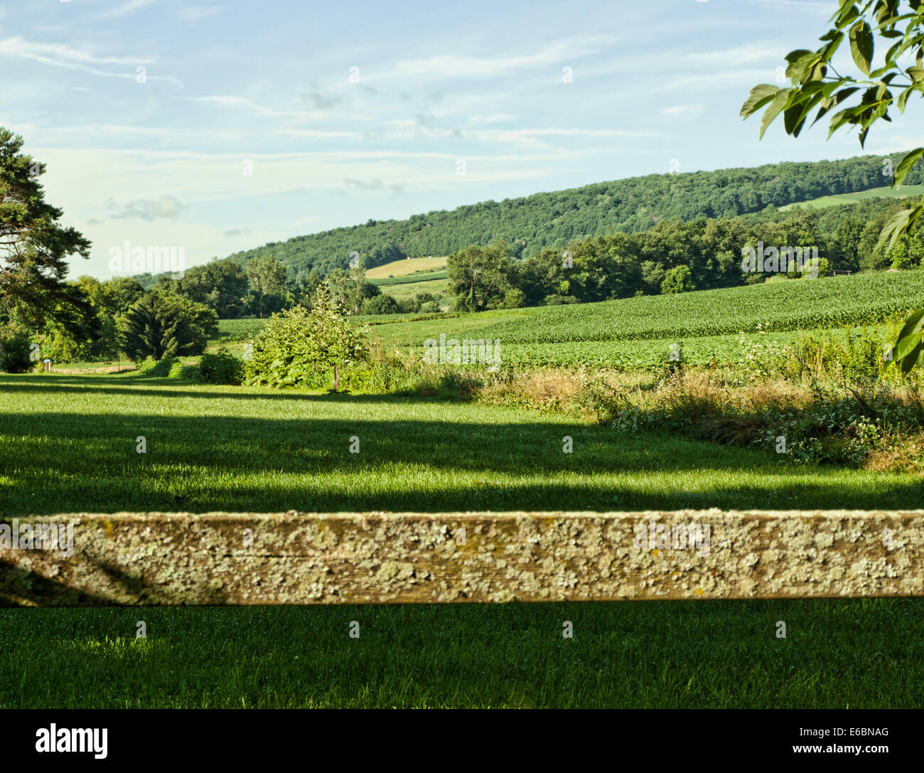 Beautiful farm fields hi-res stock photography and images - Alamy