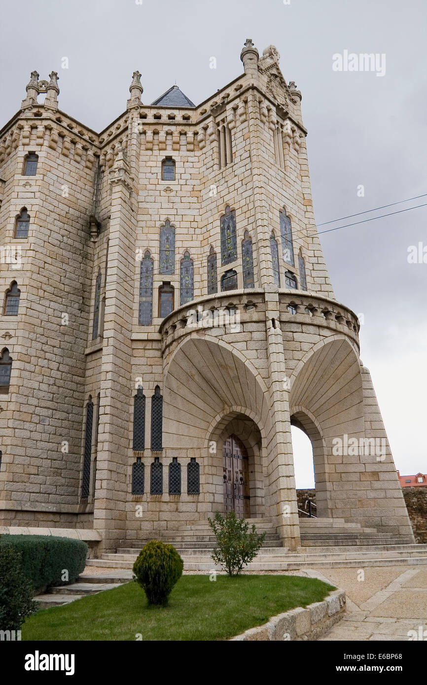 Astorga episcopal palace by Antoni Gaudi, Astorga, Leon, Spain Stock ...