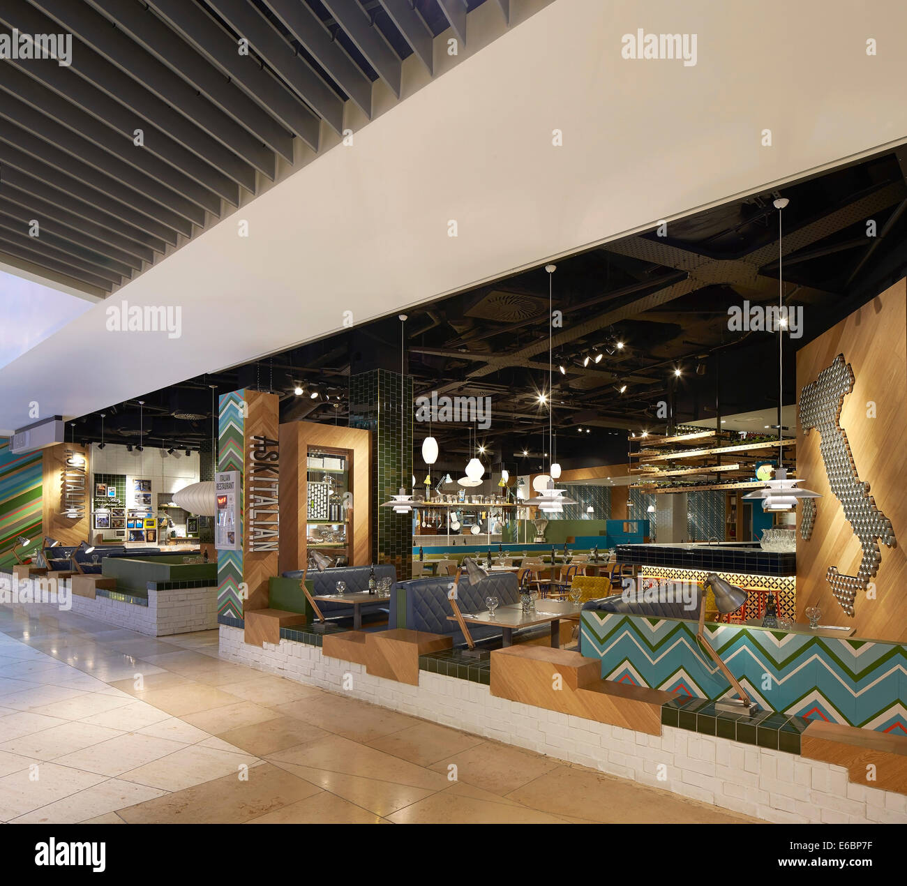 ASK Italian, Bluewater, Greenhithe, United Kingdom. Architect: Gundry ...