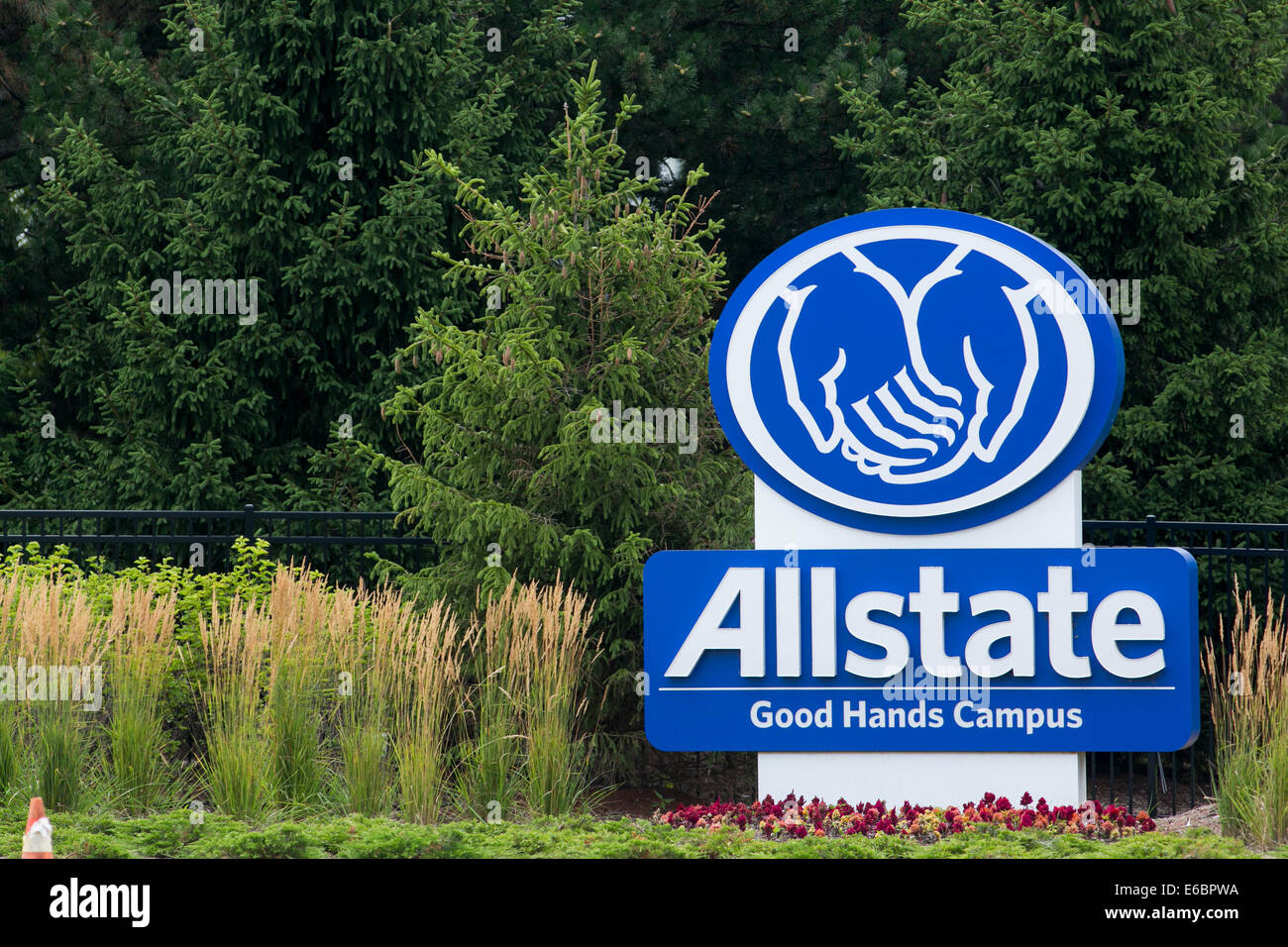 The headquarters of the Allstate Corporation in Northbrook, Illinois ...