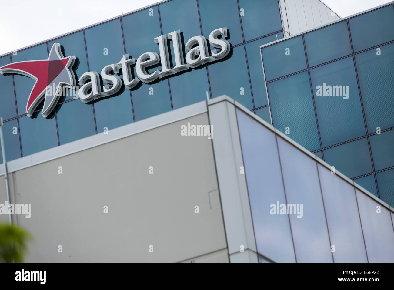 The headquarters of Astellas Pharma US, Inc., in Northbrook, Illinois ...