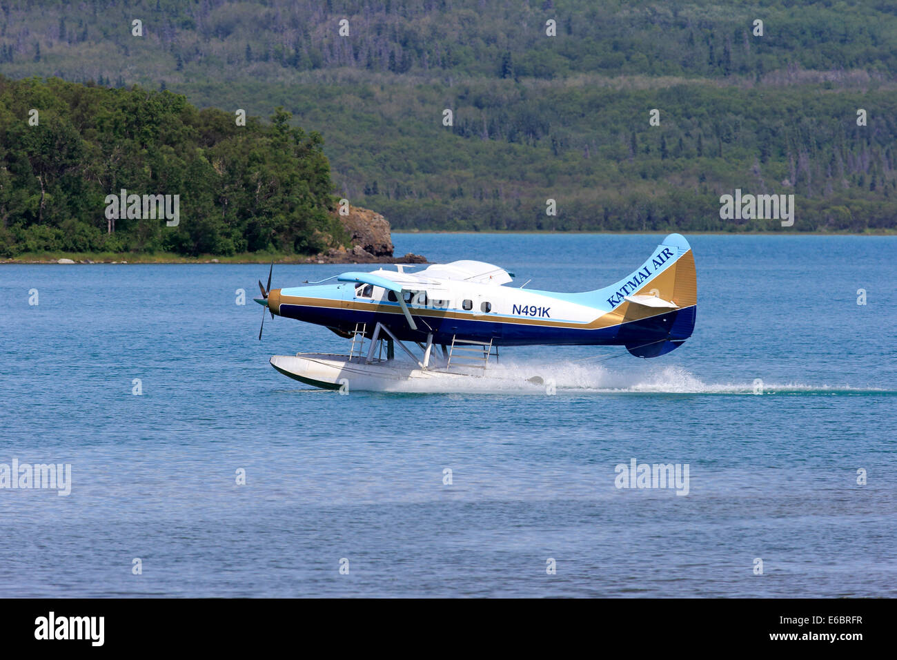 Side view seaplane hi-res stock photography and images - Alamy