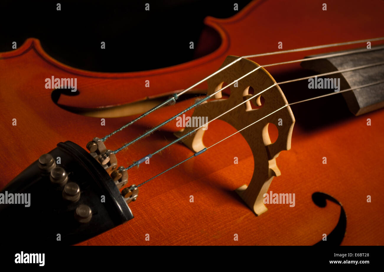 Instruments Violin Strings High Resolution Stock Photography and Images ...