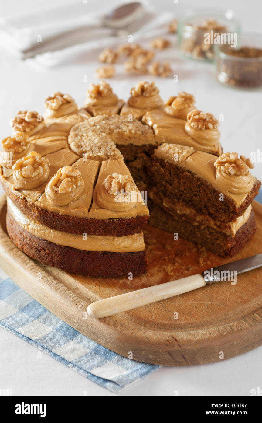 Walnut torte hi-res stock photography and images - Alamy