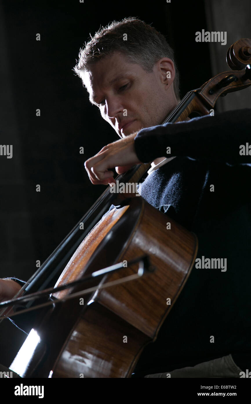 Matthew Barley cellist at the Canterbury Festival Stock Photo - Alamy