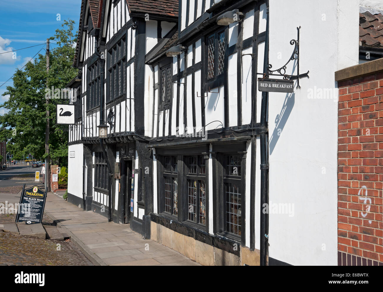The Black Swan pub Peasholme Green in summer York North Yorkshire ...