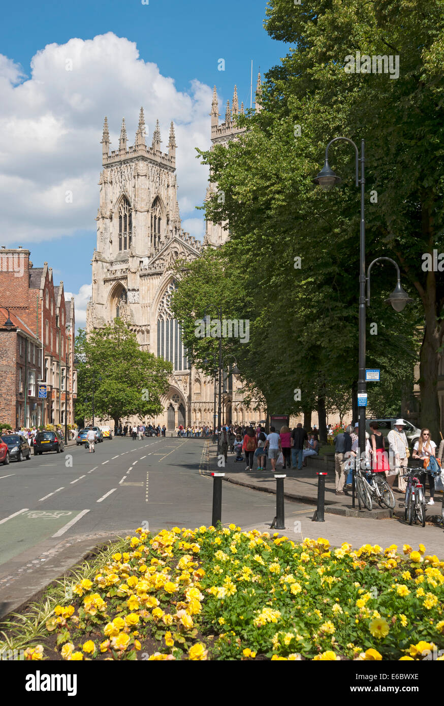 West Front towers View of the Minster in summer York North Yorkshire ...
