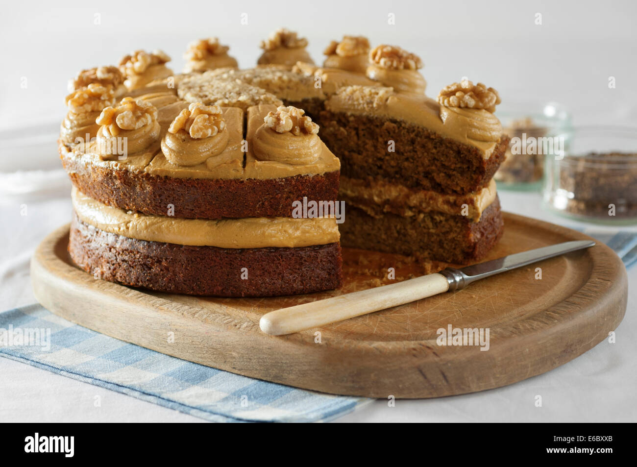 Walnut torte hi-res stock photography and images - Alamy
