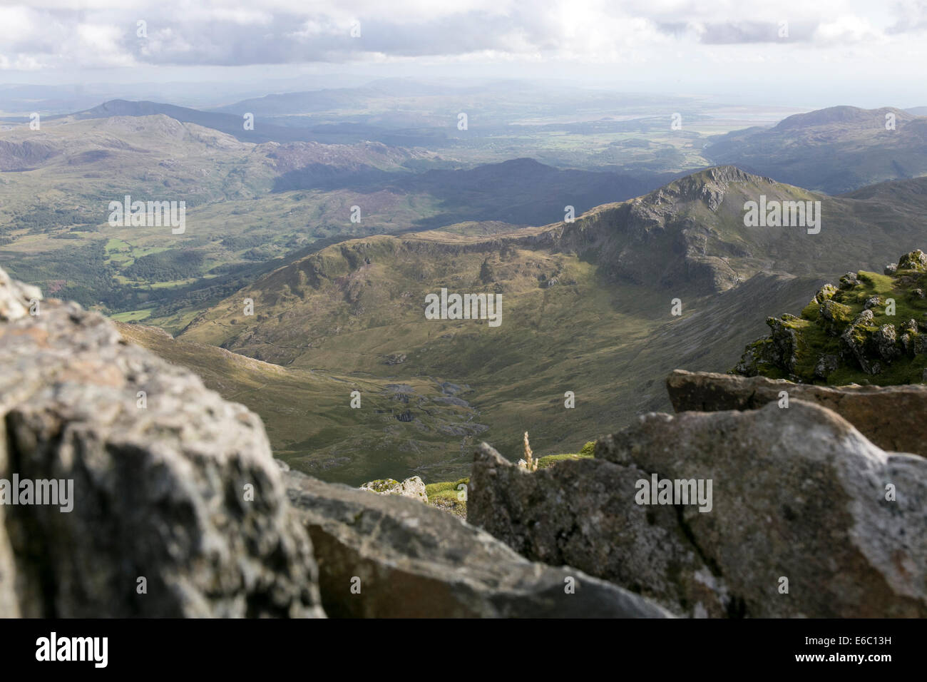 Summit snowdon hi-res stock photography and images - Alamy