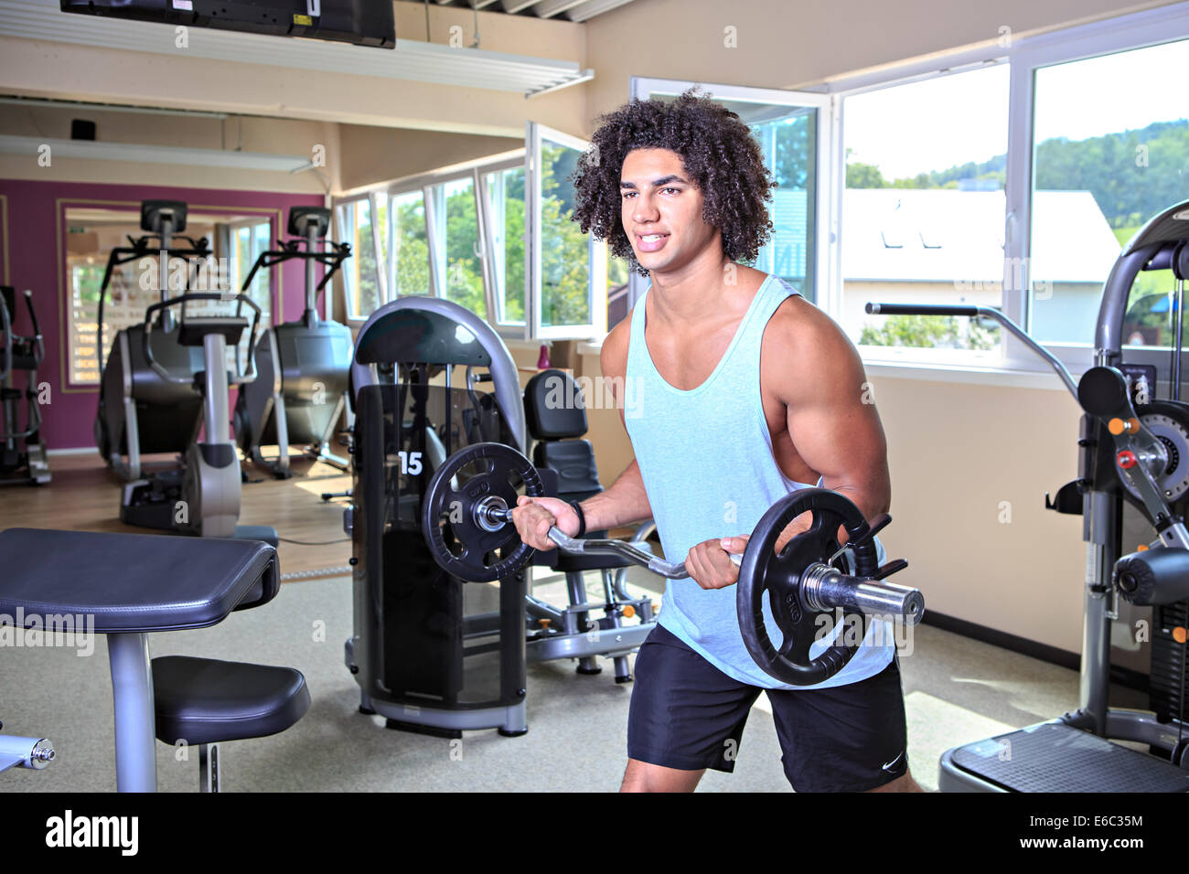 Man gym hi-res stock photography and images - Alamy