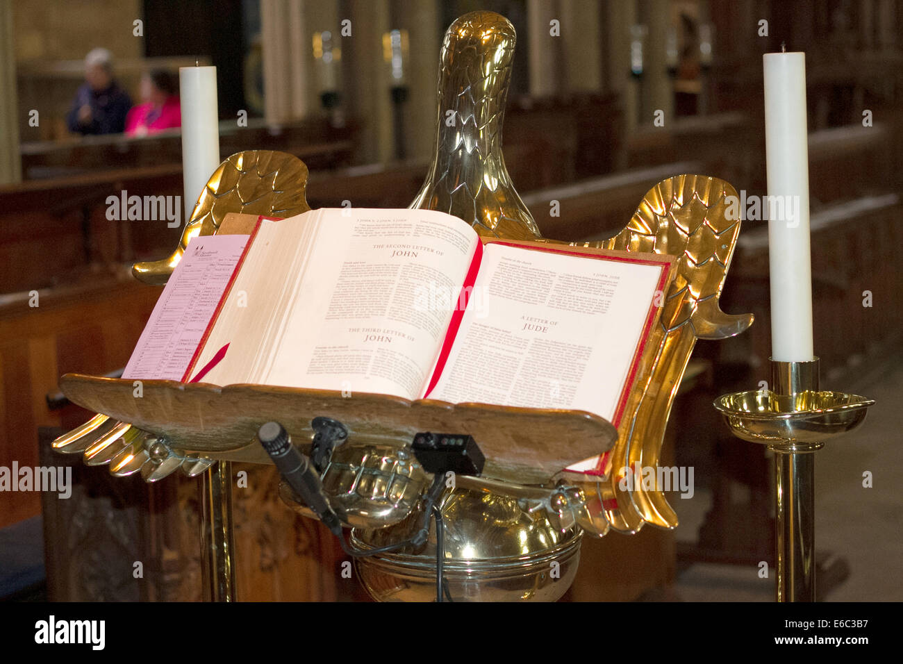 Lectern hi-res stock photography and images - Alamy
