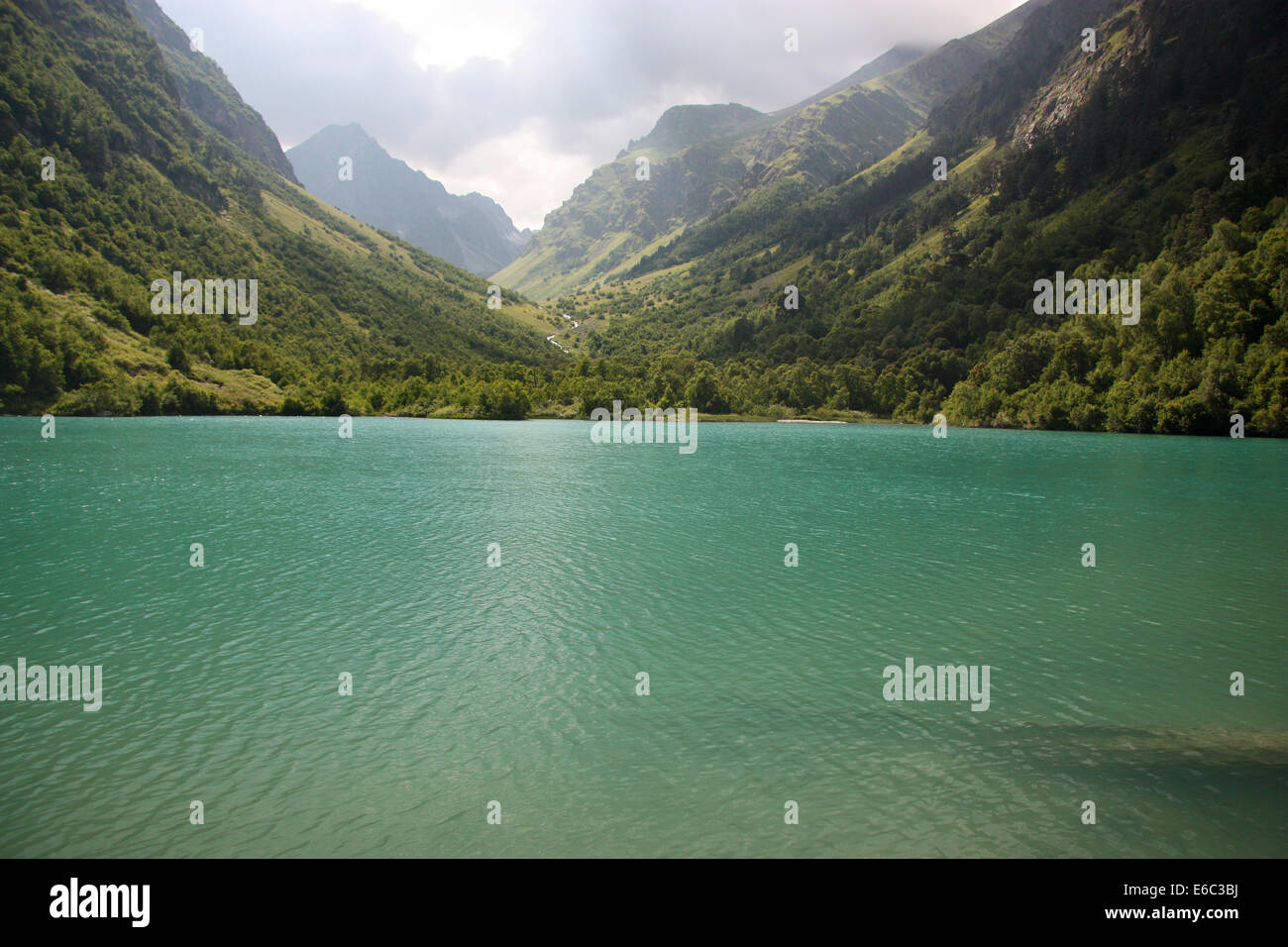 Pure mountain lake, Inspiring wilderness of Alpine Stock Photo - Alamy