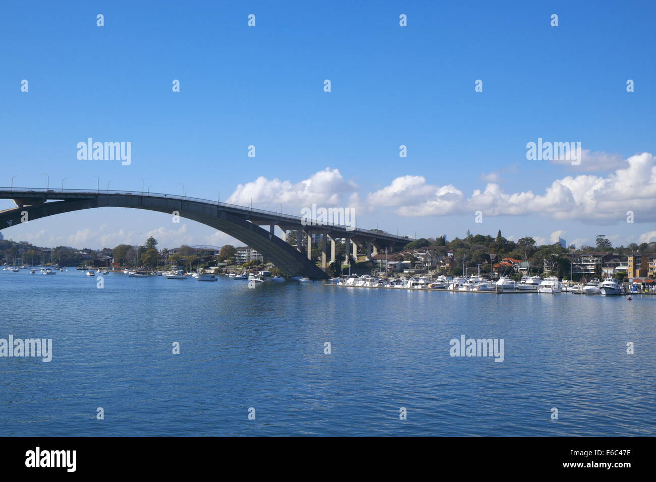 Gladesville bridge west of Sydney links suburbs huntleys point and ...