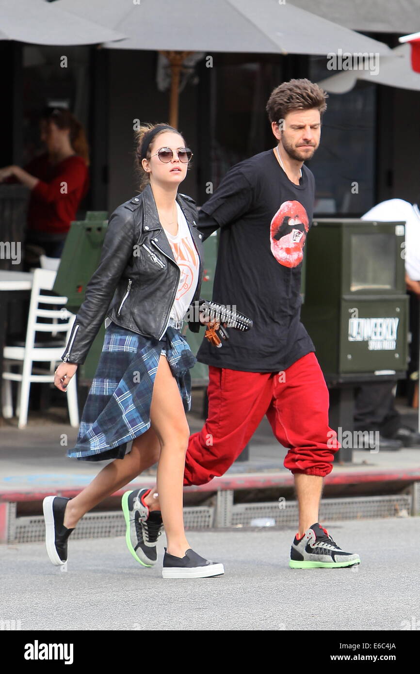 Ashley Benson And Ryan Good Kissing