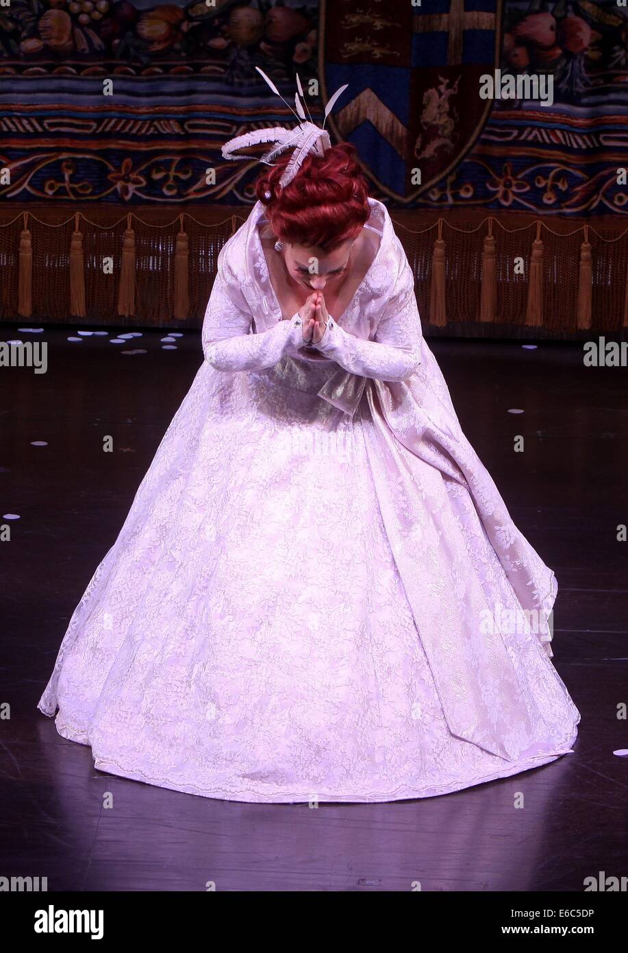 Curtain Call for the New Cast of Broadway's Cinderella at the Broadway ...