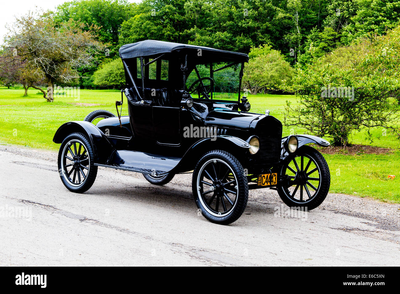 1919 Ford Model T Runabout on pavement Stock Photo - Alamy