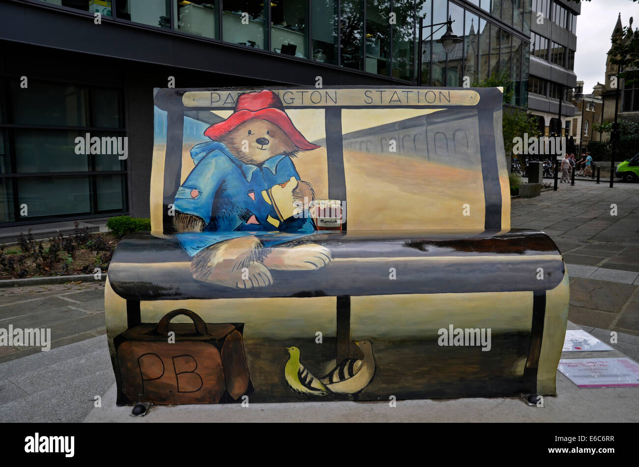 Paddington bear bench hi-res stock photography and images - Alamy