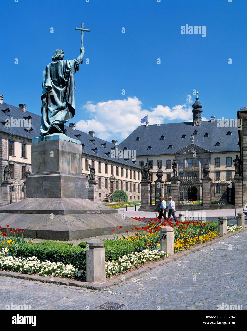 Bonifatius Denkmal mit Statue Heiliger Bonifatius von Johann Werner ...