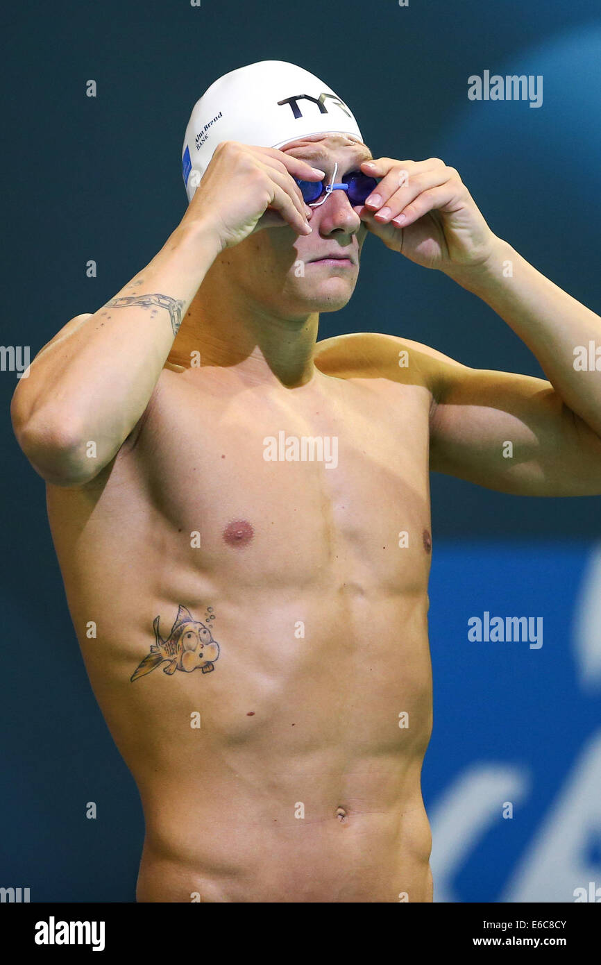 Berlin, Germany. 20th Aug, 2014. Viktor Bromer of Denmark prepares ...
