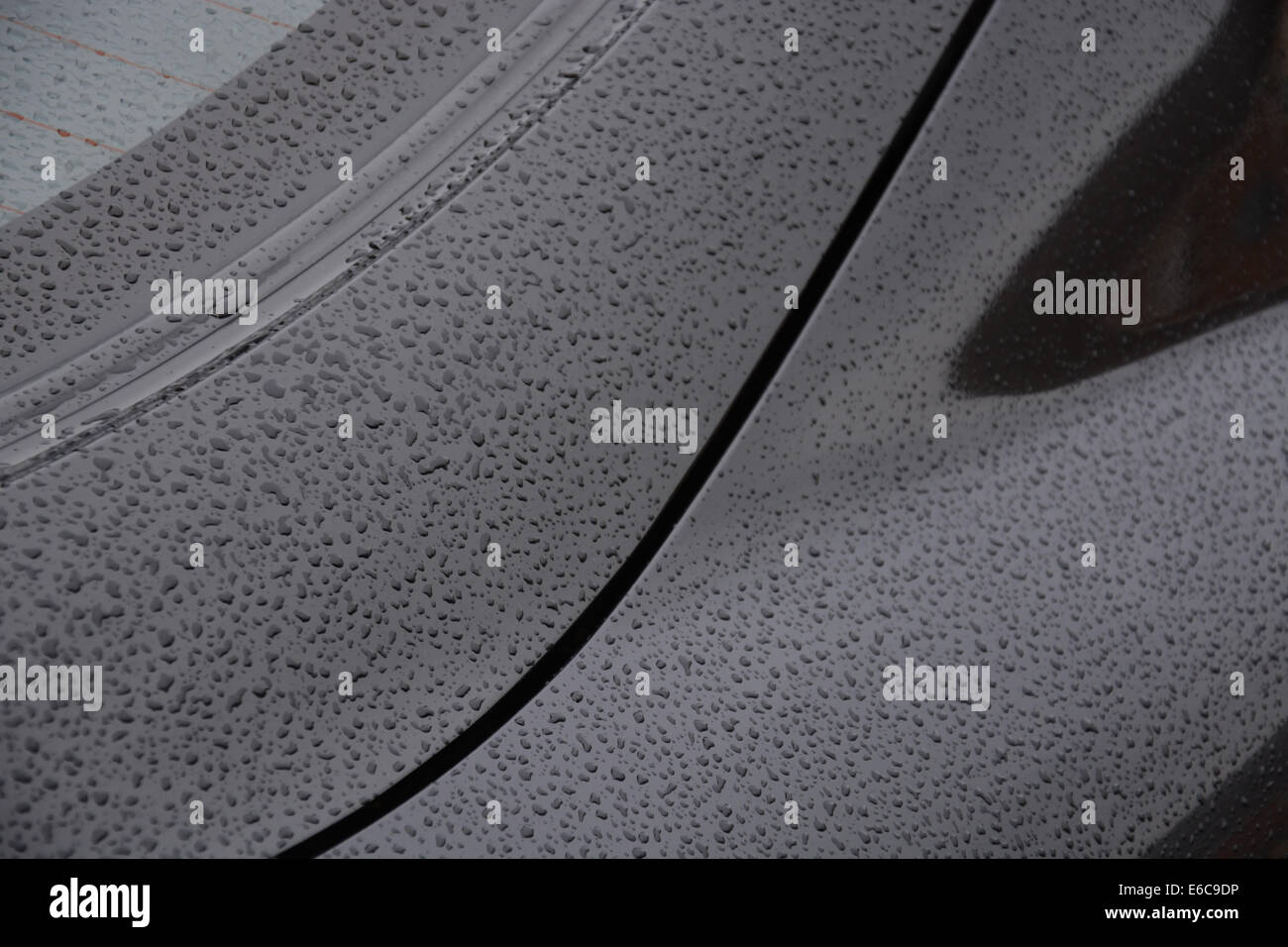 Car water reflections hi-res stock photography and images - Alamy