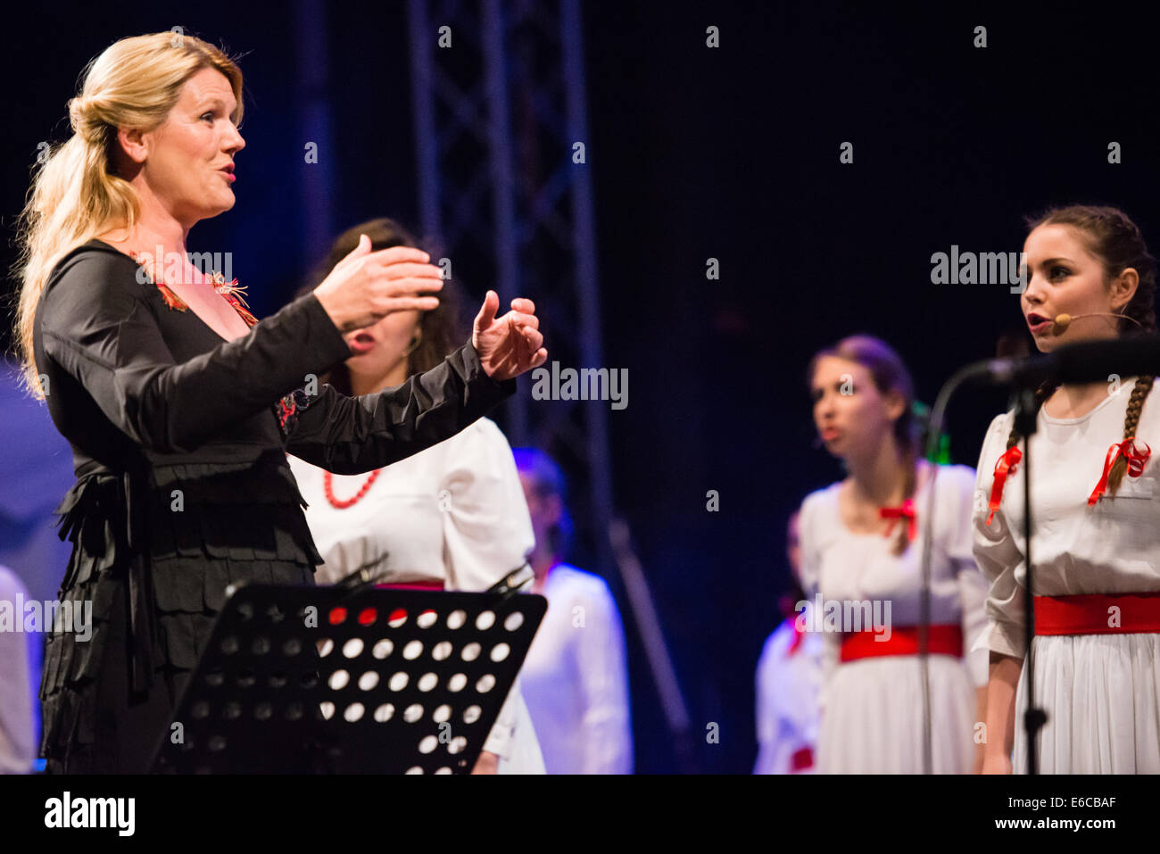 Female choir conductor hi-res stock photography and images - Alamy