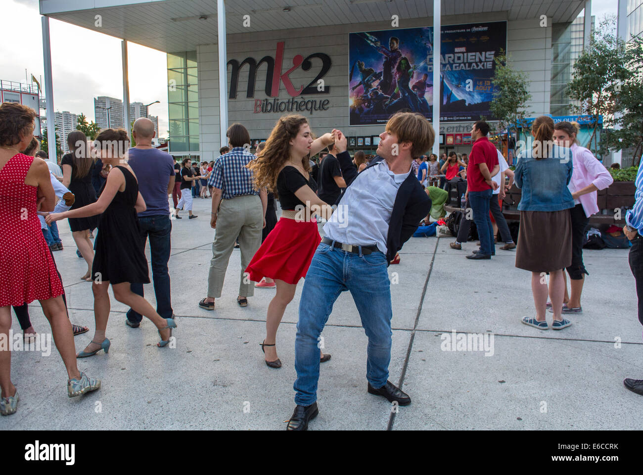 Paris, France, Crowd of French Couples enjoying Public Events, Swing ...