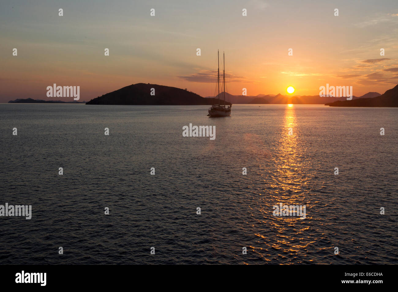 Lesser sunda archipelago hi-res stock photography and images - Alamy