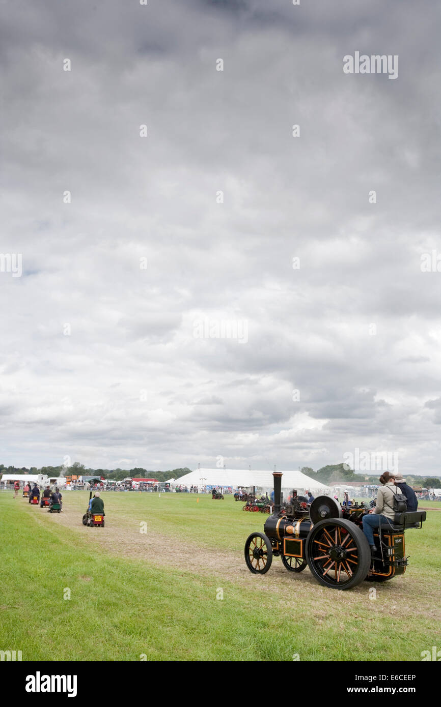 Traditional victorian steam traction engines hi-res stock photography ...