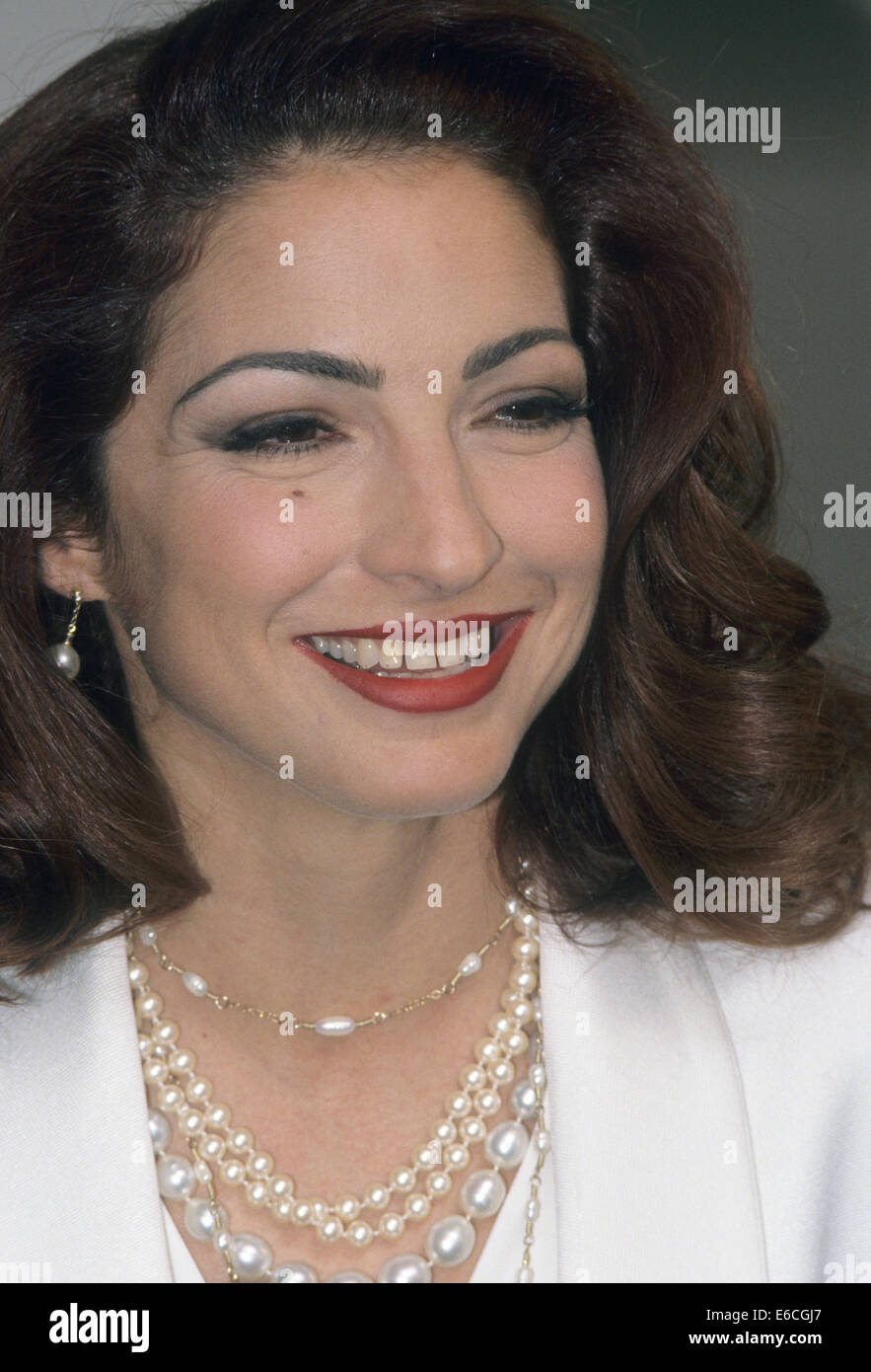 Gloria estafan hi-res stock photography and images - Alamy