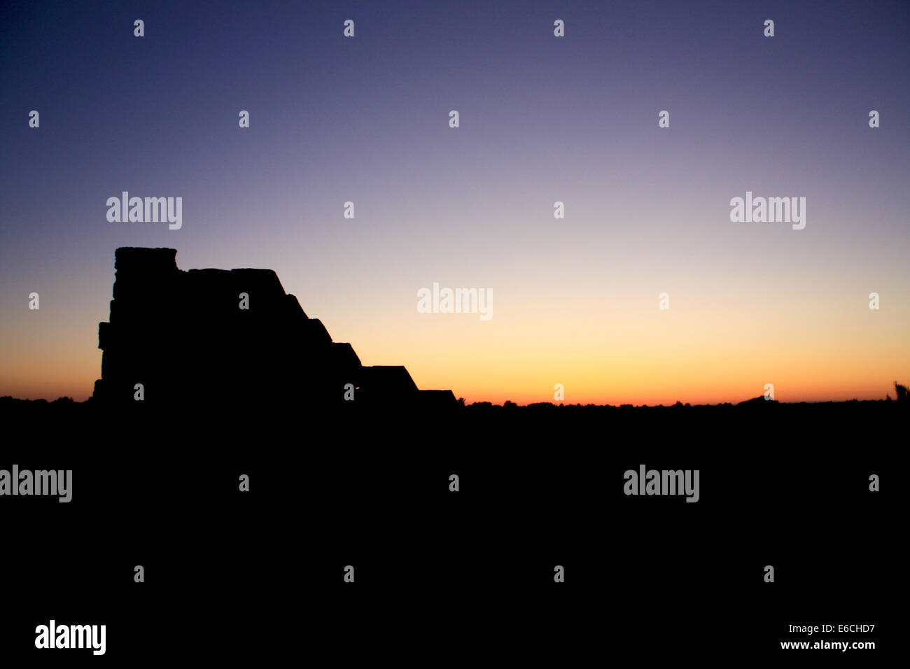 Dusk gradient hi-res stock photography and images - Alamy